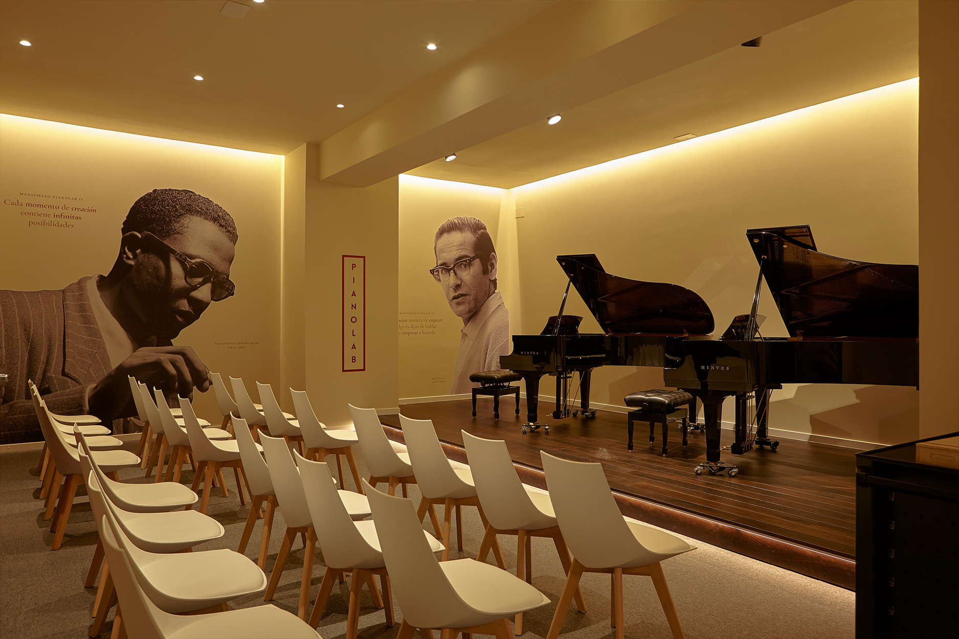 Proyecto Diseño espacios comerciales para tienda de pianos Hinves ...
